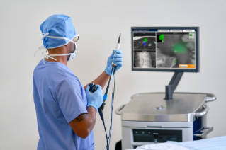ILLUMISITE™ fluoroscopic navigation platform | Medtronic